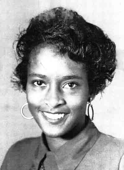 Carmen Farrow's Instagram, Twitter & Facebook on IDCrawl